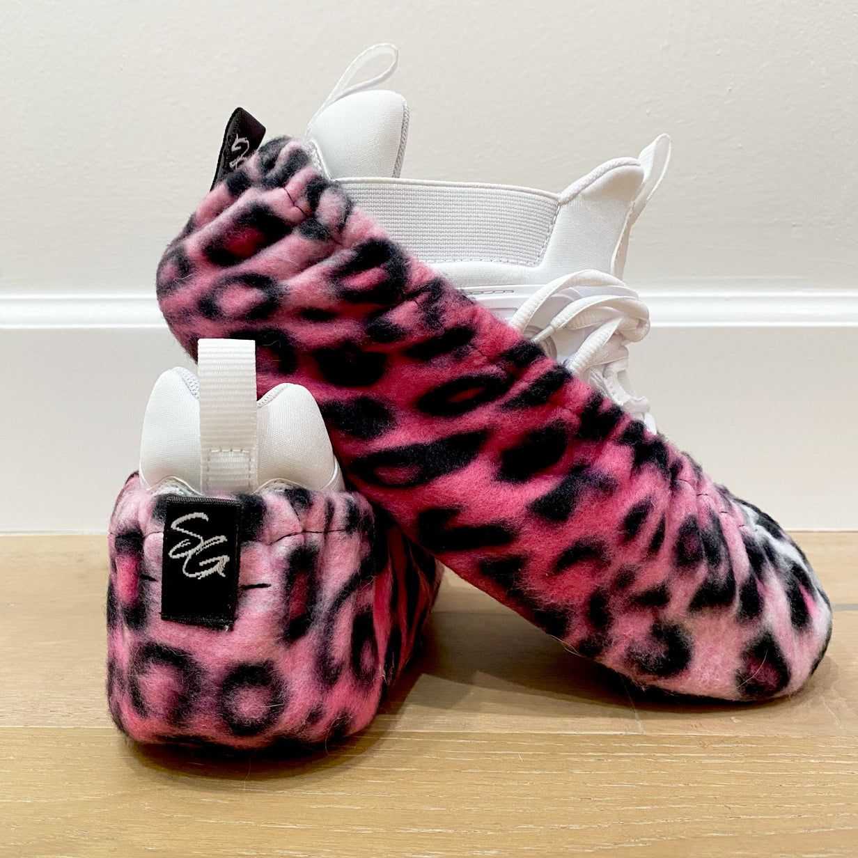 Pink Snow Leopard Sneaker Gliders